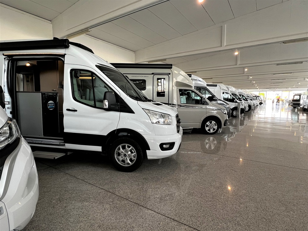 SanRocco - CAMPER - WEINSBERG - WEINSBERG CARATOUR FORD 550 MQ CAMPER